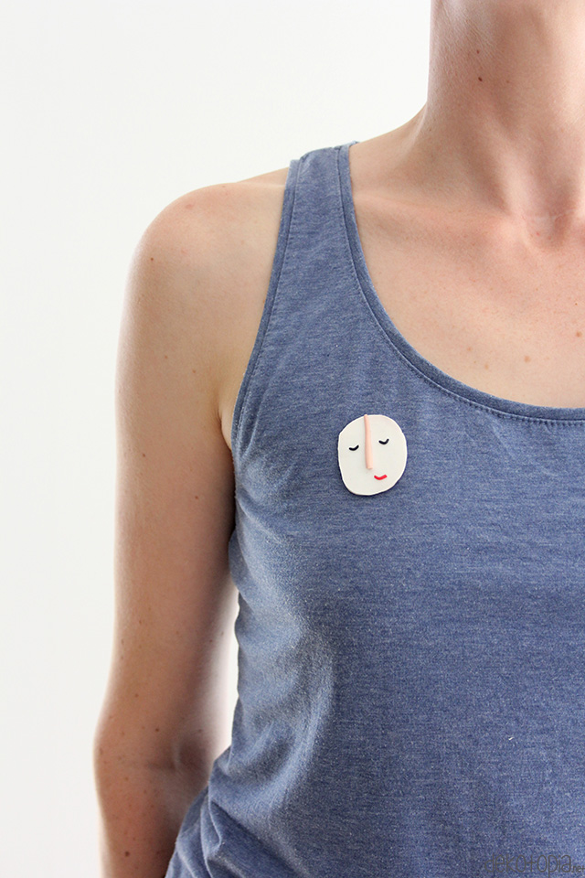 Brosche mit Gesicht selber machen - DIY Anleitung | dekotopia